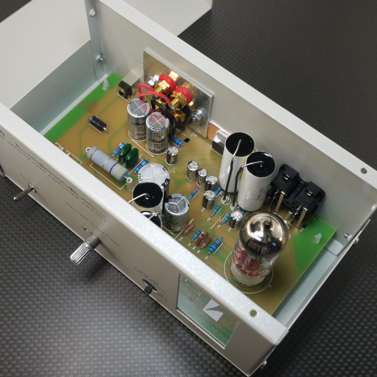 朗音! 真空管アンプの愉悦 ONTOMO MOOK Stereo編 Luxman LXV-OT7改修 コンデンサ交換 入出力端子交換 – E4UA